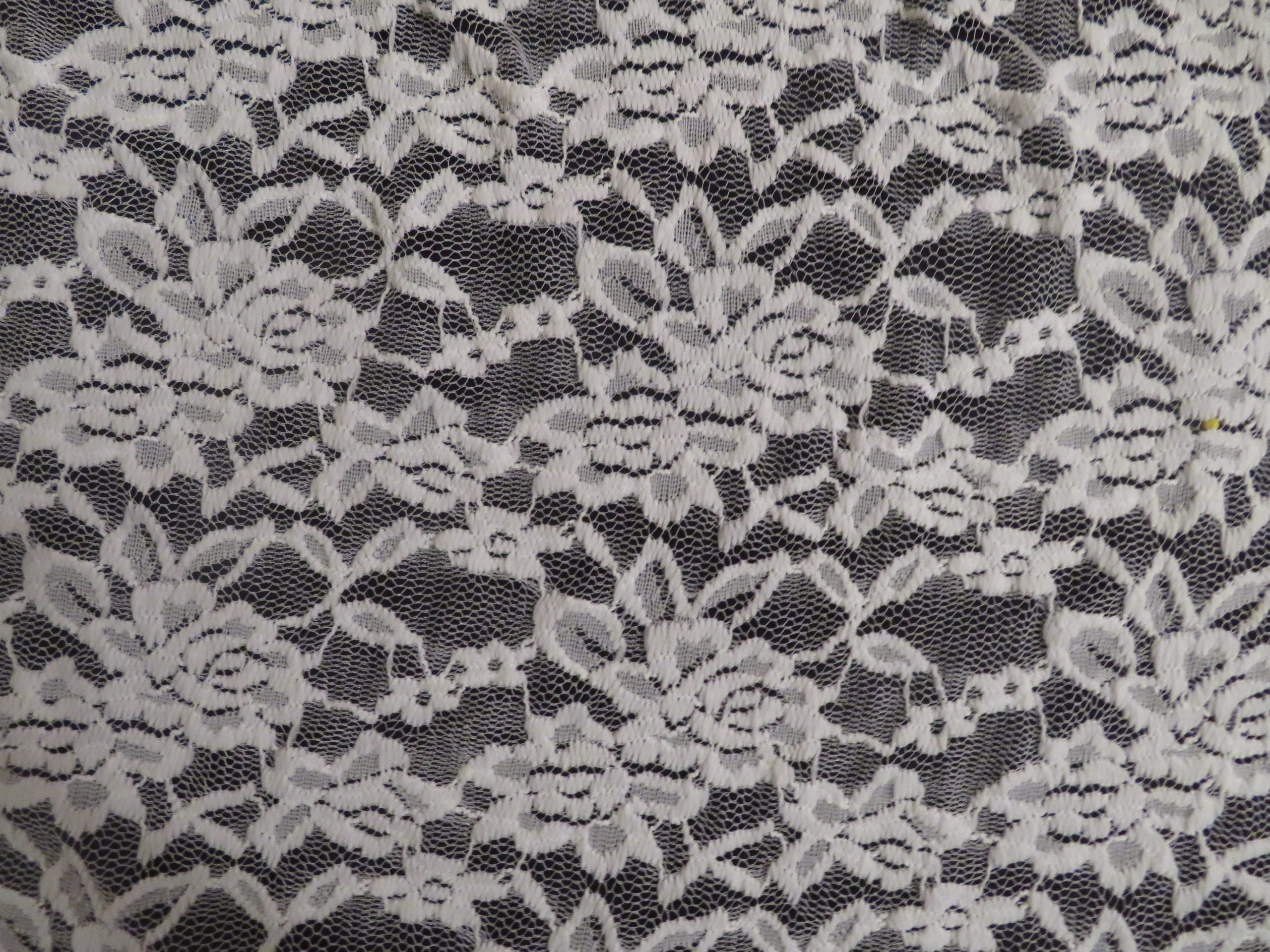 Fiibers Fabric-Your Second Hand Fabric Store; Thrifted Fabric